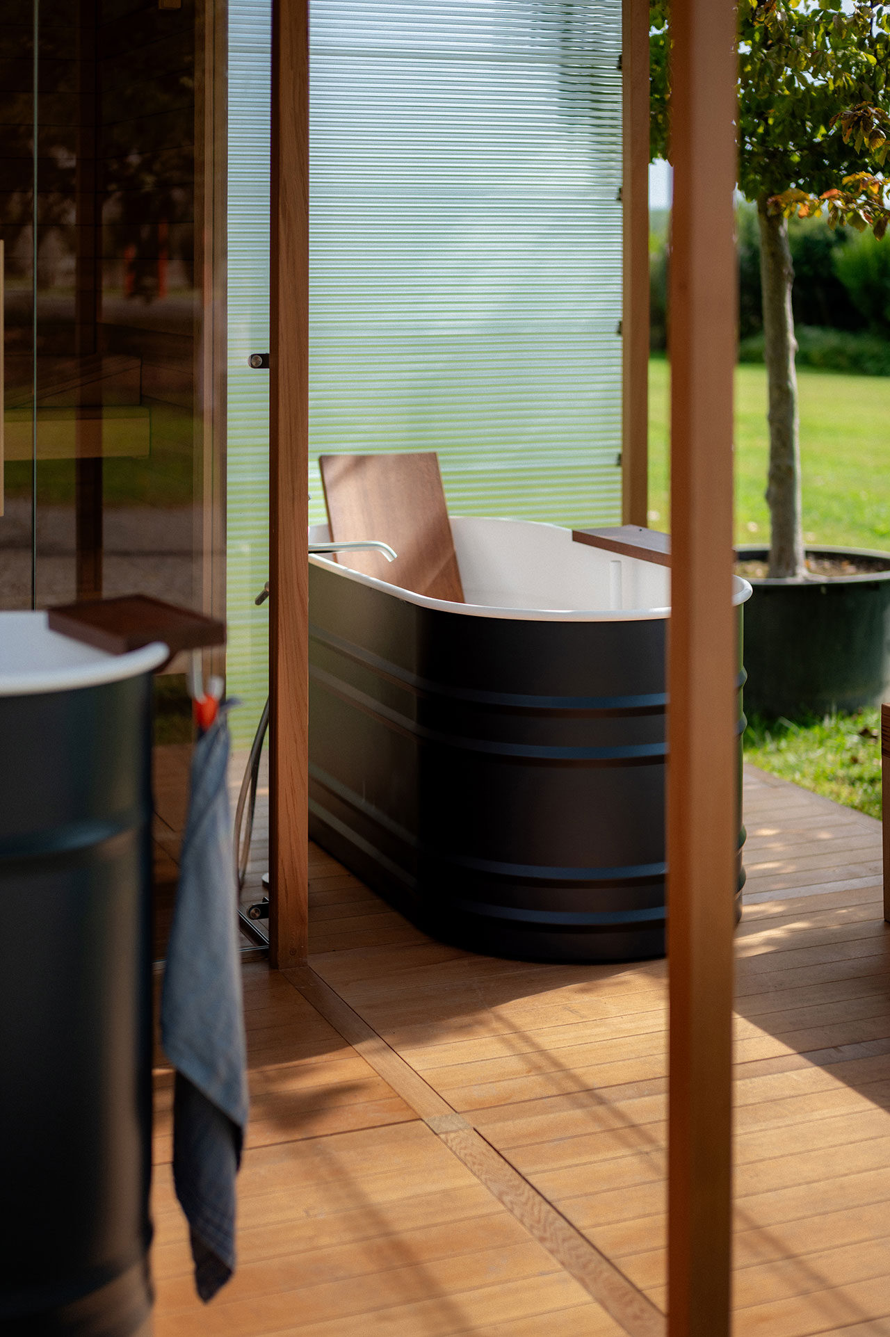 This Modular Sauna Embodies the Agility of Italian Brand Agape